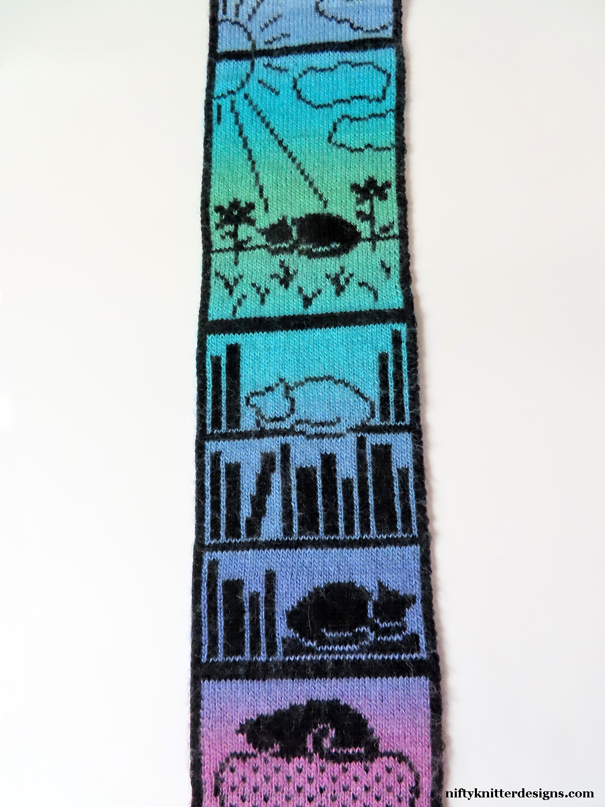 Catnap Scarf – Nifty Knitter Designs